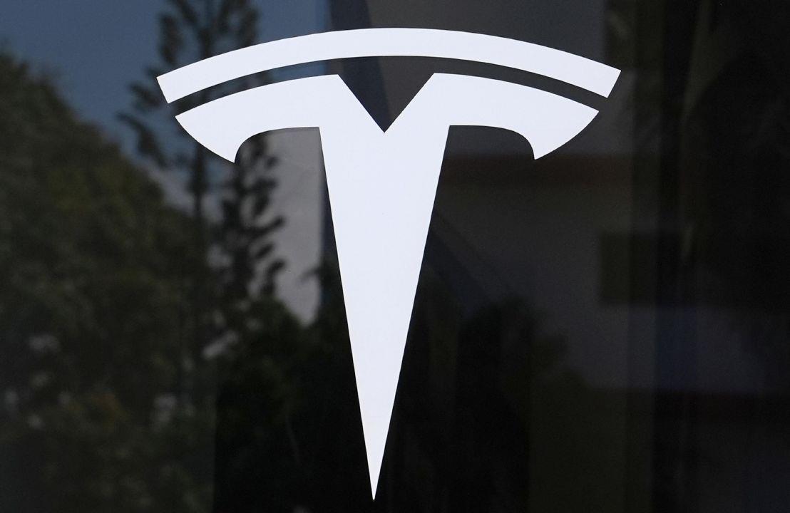 tesla logo white